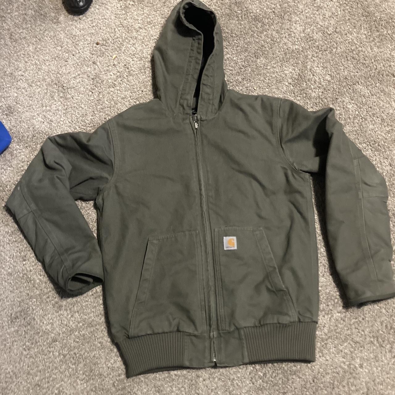 carhartt j130 jacket in perfect condition size... - Depop
