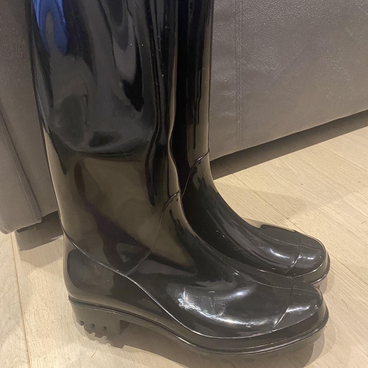 Black shiny wellies boots Size 7 Need gone Barely worn - Depop