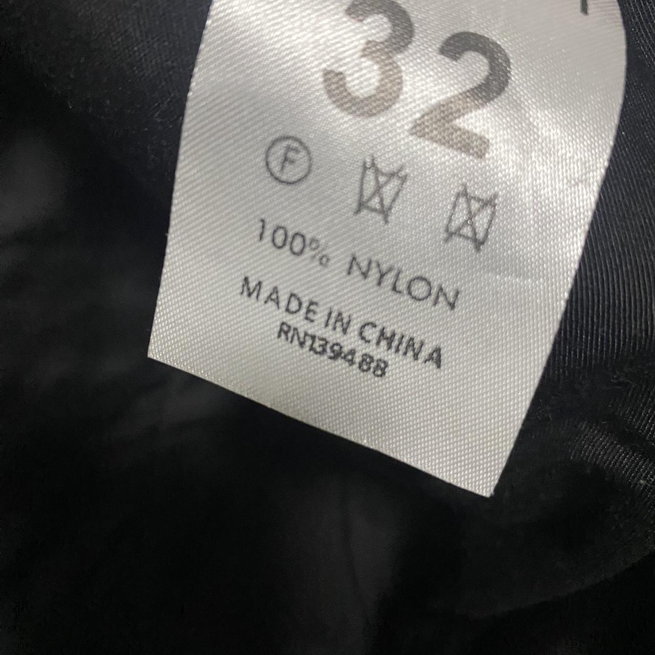 Nylon mnml pants. 32. Worn once - Depop