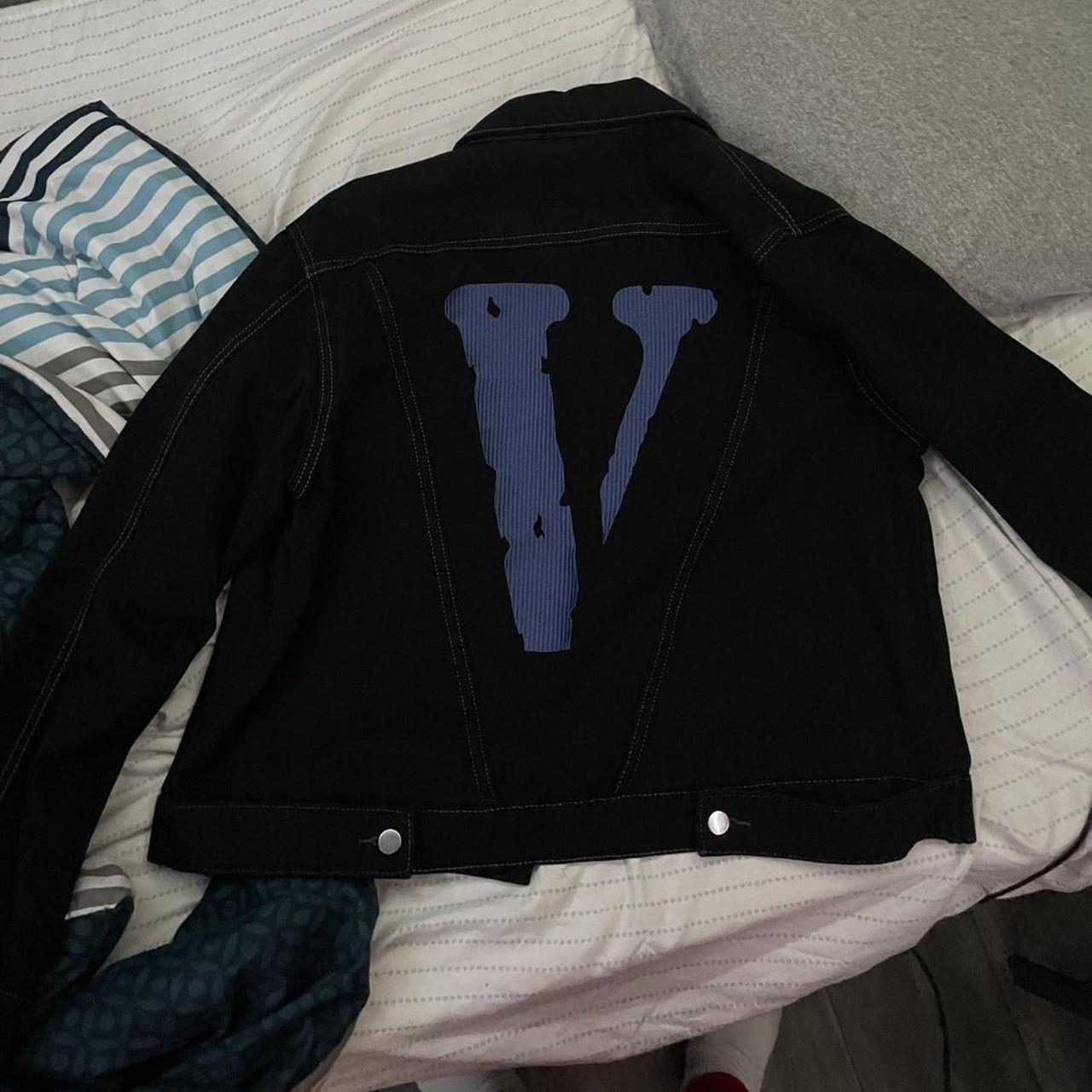 Vlone jacket - Depop