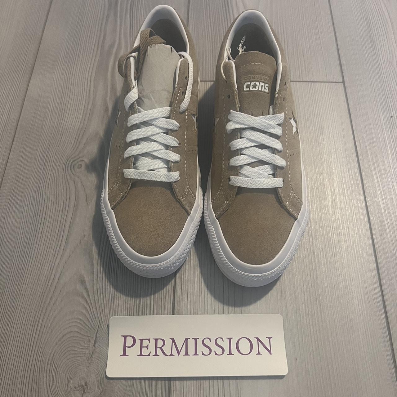 Converse Men's Tan Trainers | Depop