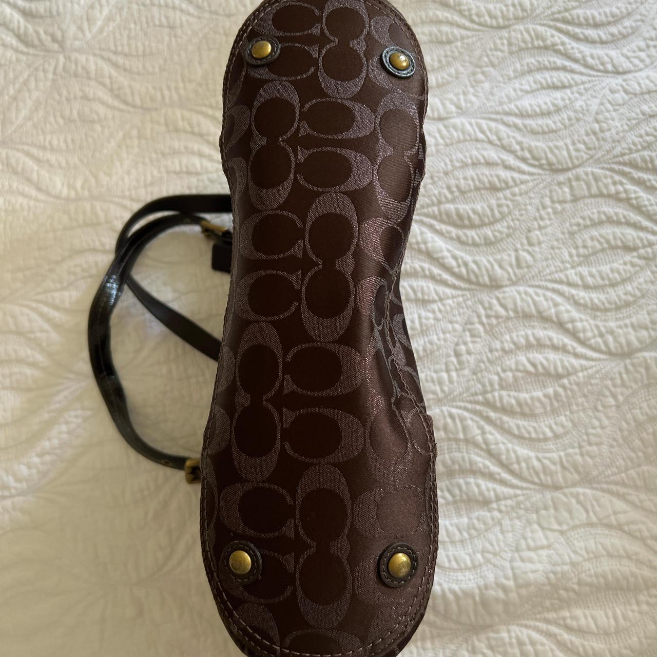 Coach tote/ shoulder bag Feet on bottom, in great... - Depop