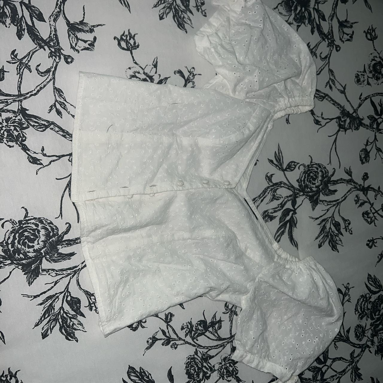 Express eyelet cropped fitted top, size xs, never... - Depop