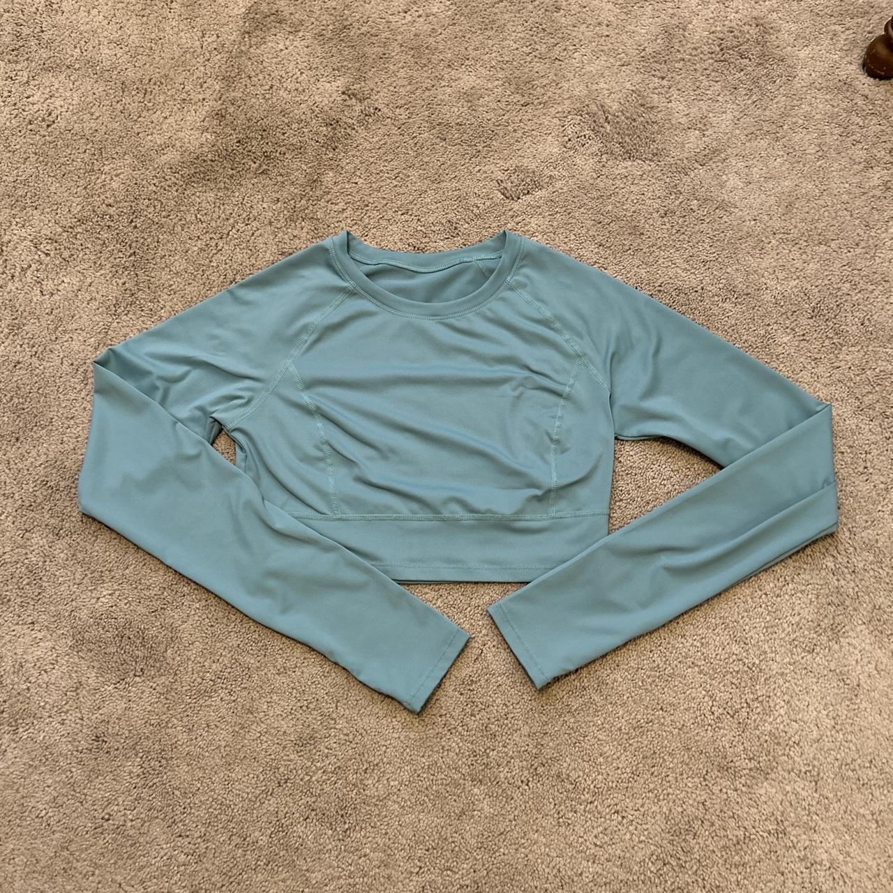 Halara long sleeve workout top Size medium Worn once - Depop