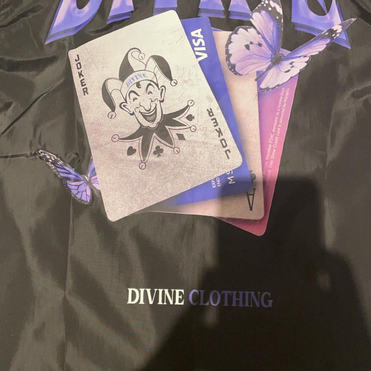 Divine windbreaker large - Depop
