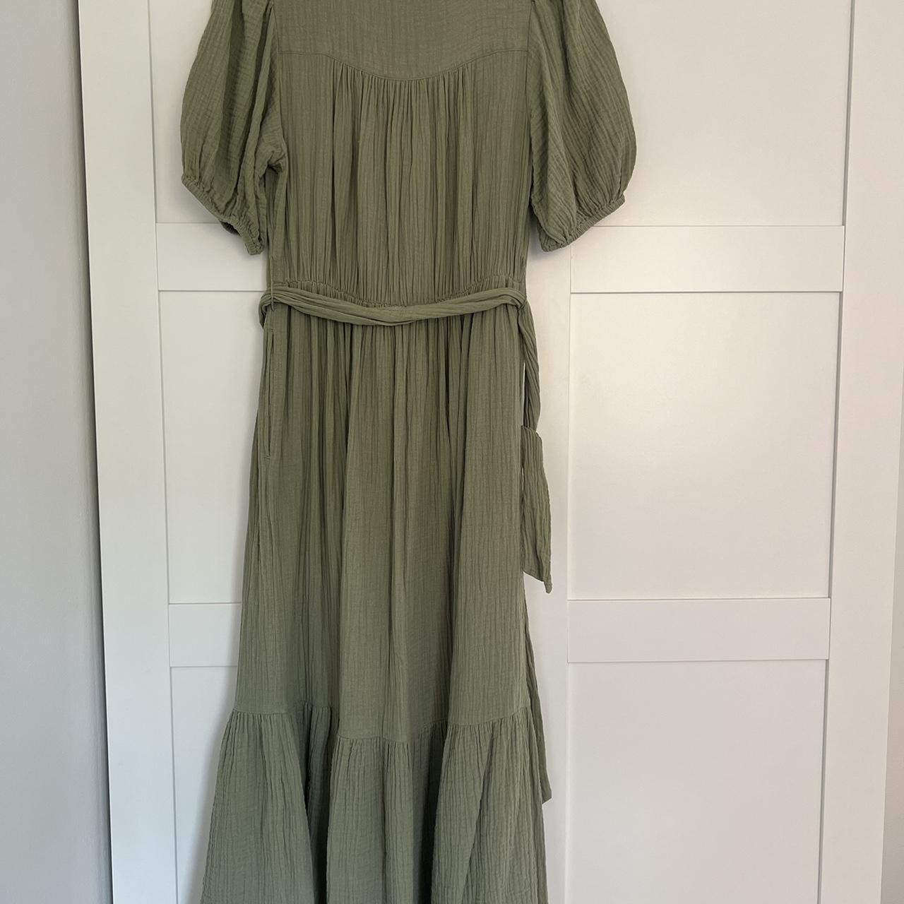 French Connection green maxi dress Perfect for... - Depop