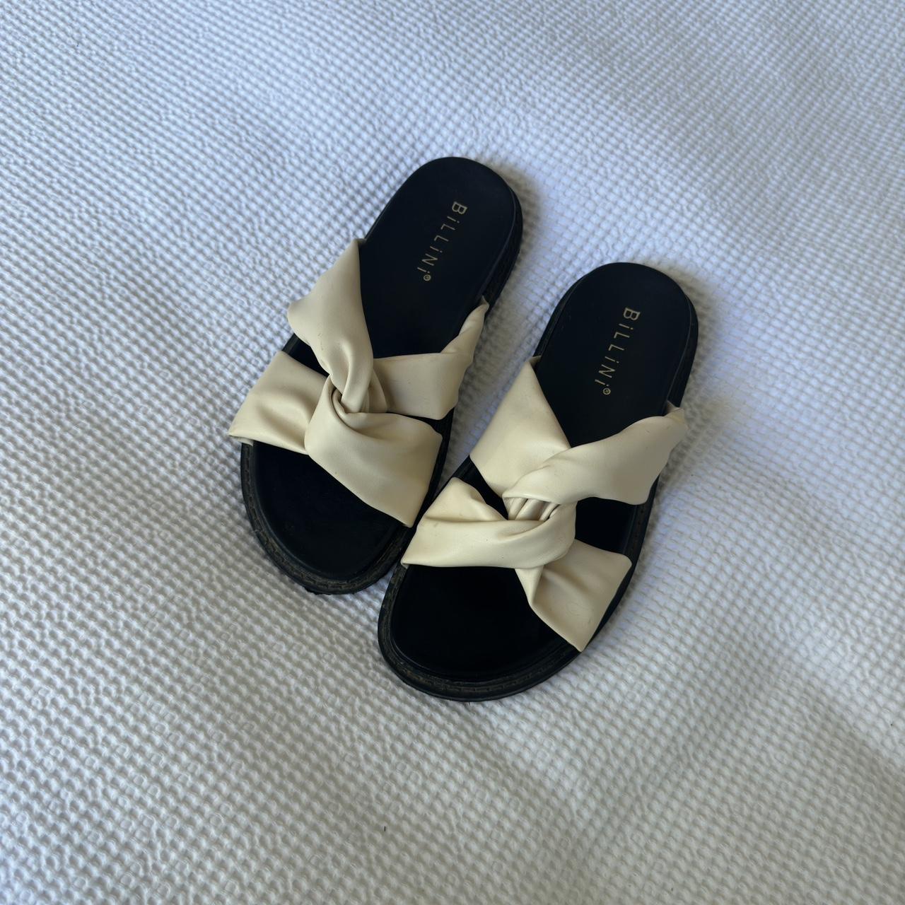 Billini slides hardky worn Size 6 - Depop
