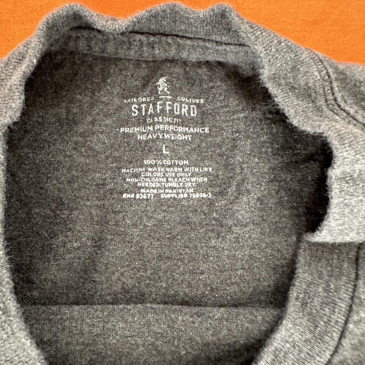 Grey stafford size M 100% cotton - Depop