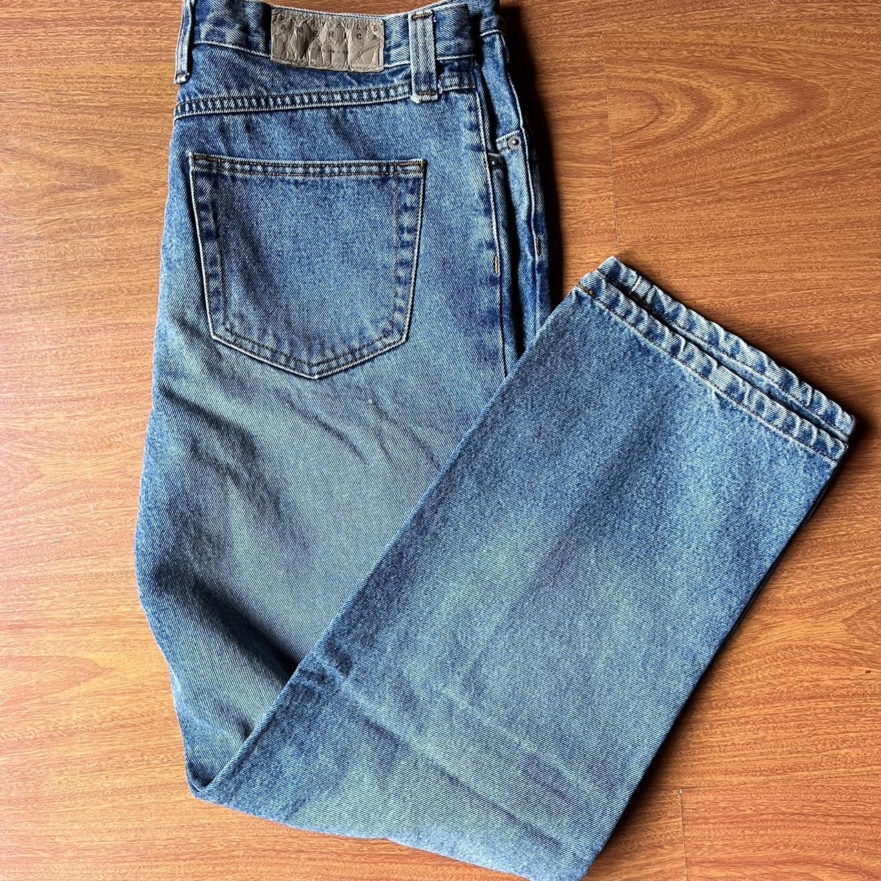 Perry Ellis baggy jeans Nice wash to them Size... - Depop