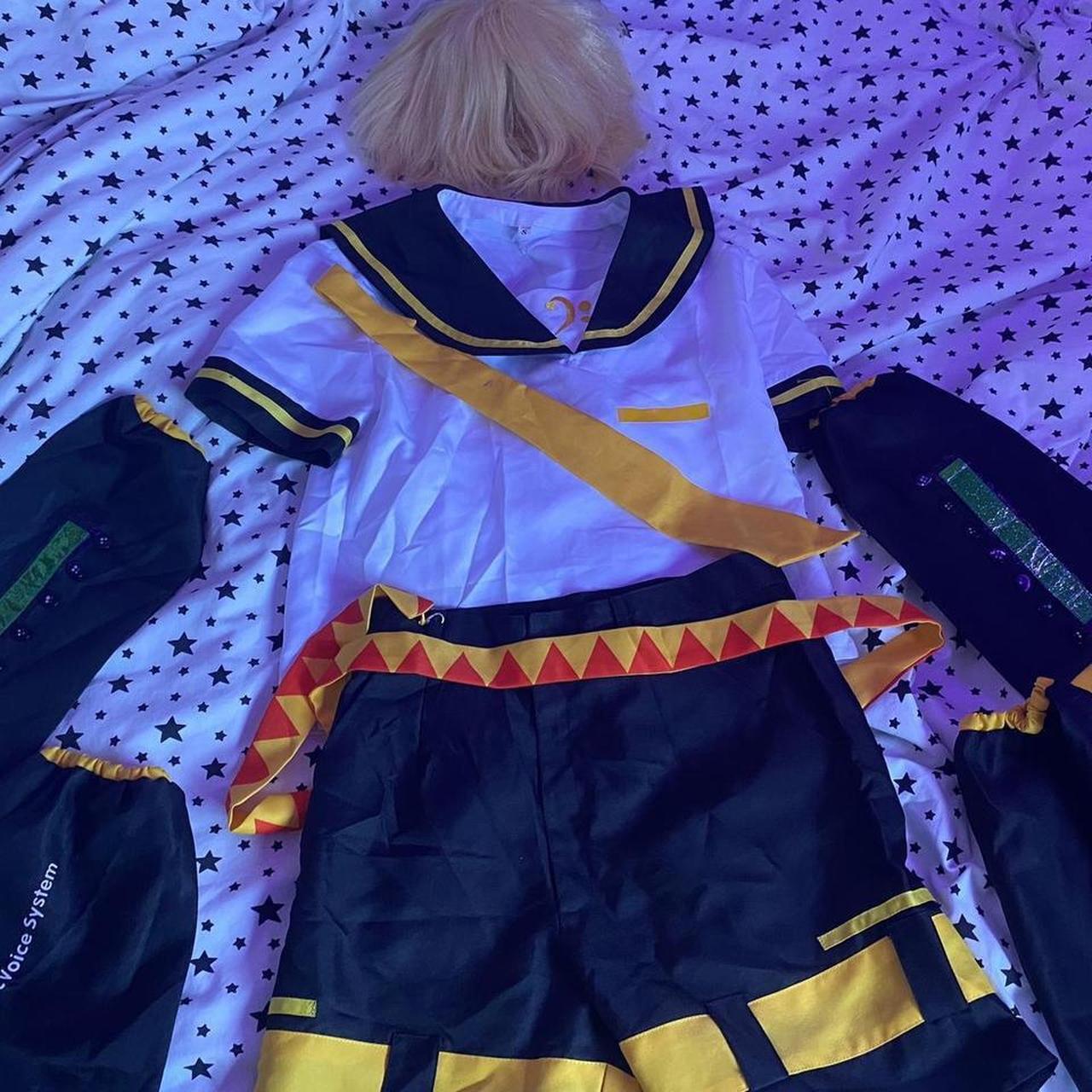 Kagamine Len Cosplay Comes With Wig Size S Depop