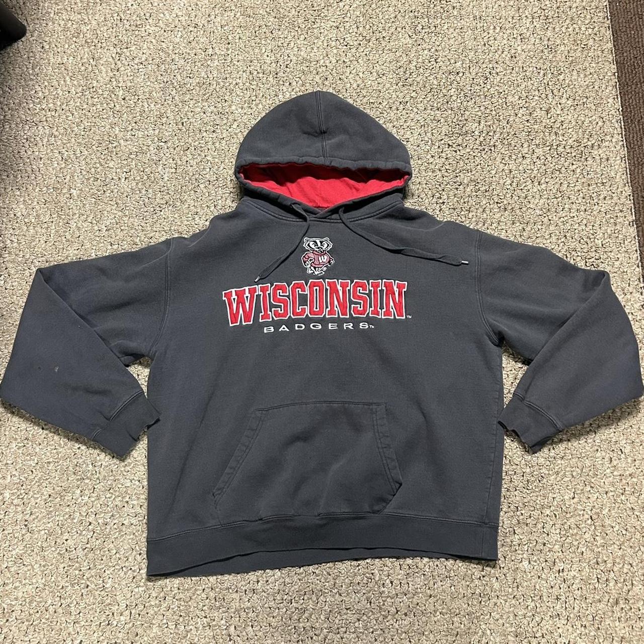 Campus Heritage Wisconsin Badgers Hoodie sz... - Depop