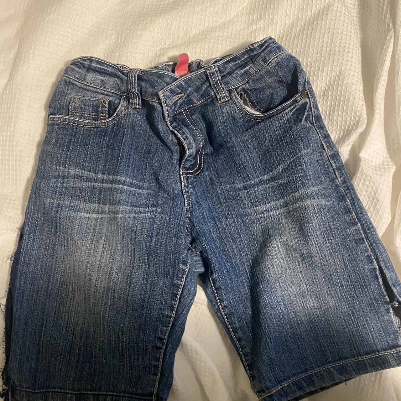 jorts side edges are cute for a split and looser fit - Depop