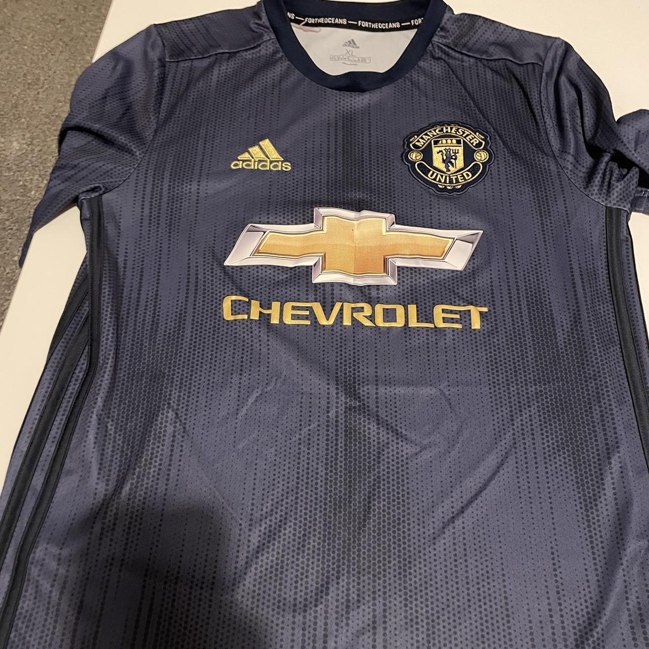 Man Utd 2018-2019 Third kit Size XL kids 15-16 year... - Depop