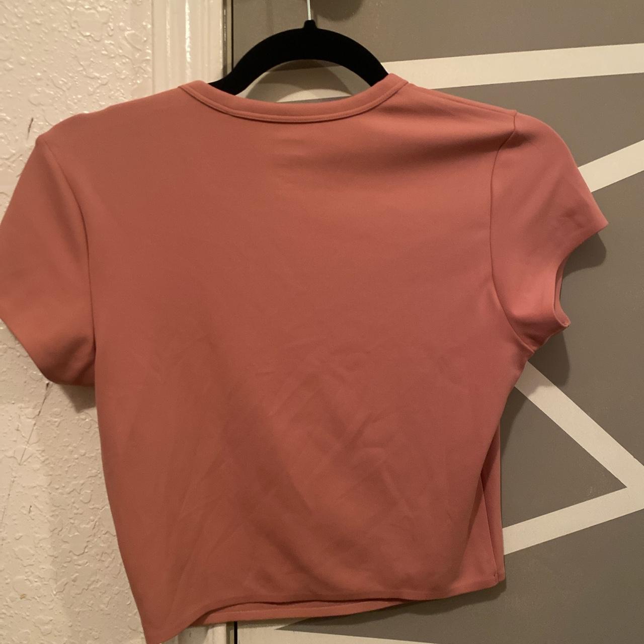 Blush pink Uniqlo dry fit cooling workout crop - Depop