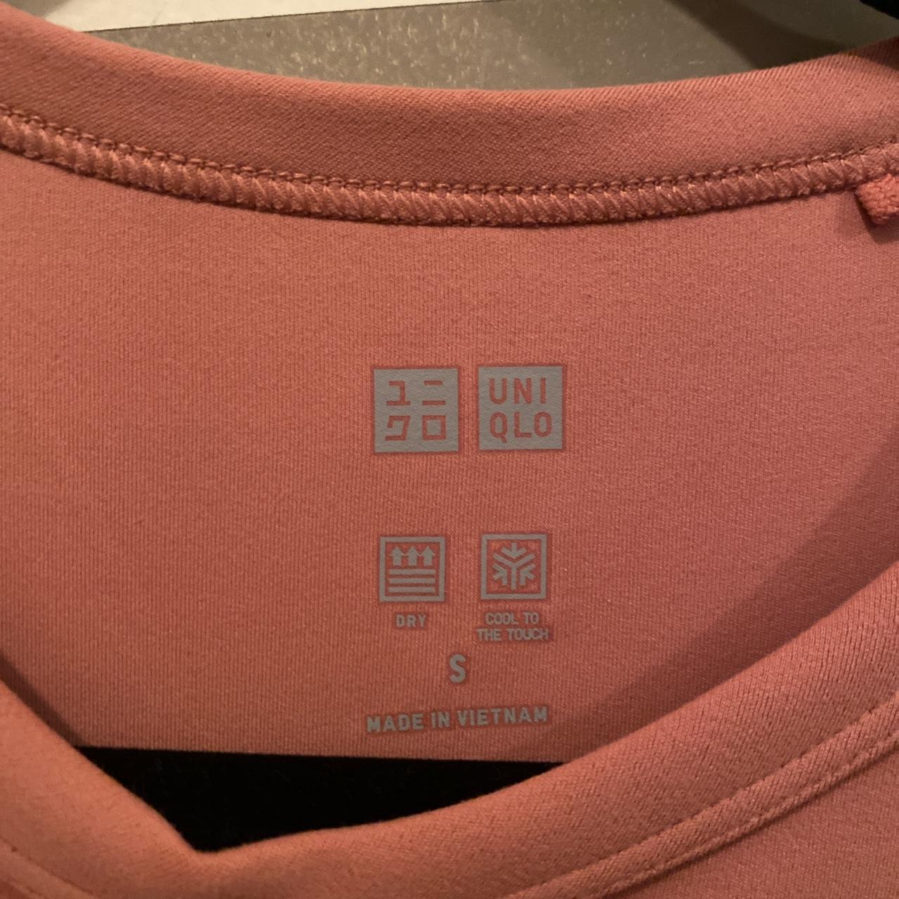 Blush pink Uniqlo dry fit cooling workout crop - Depop