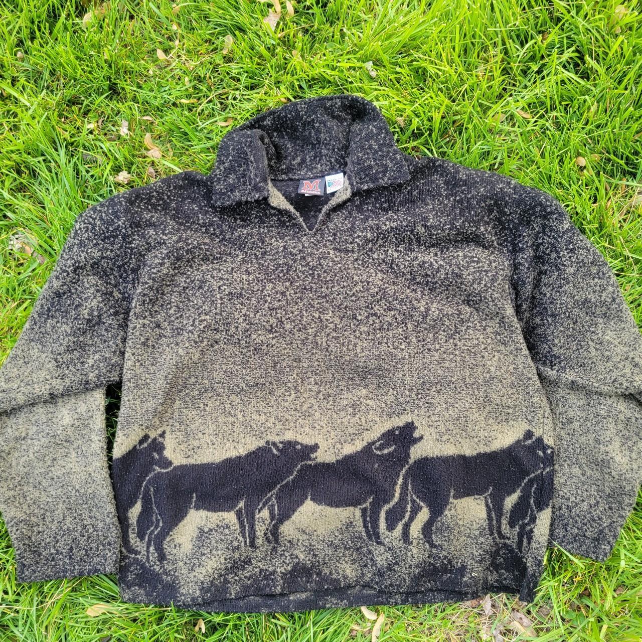 Vintage Mazmania Wolf Fleece Pullover Made In USA... - Depop
