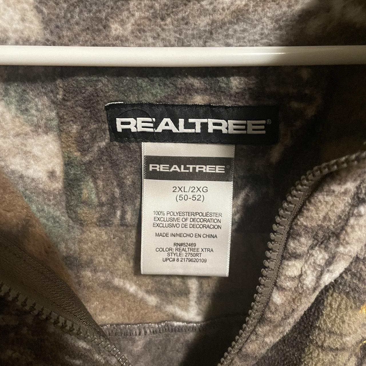 Real Tree fleece - Depop