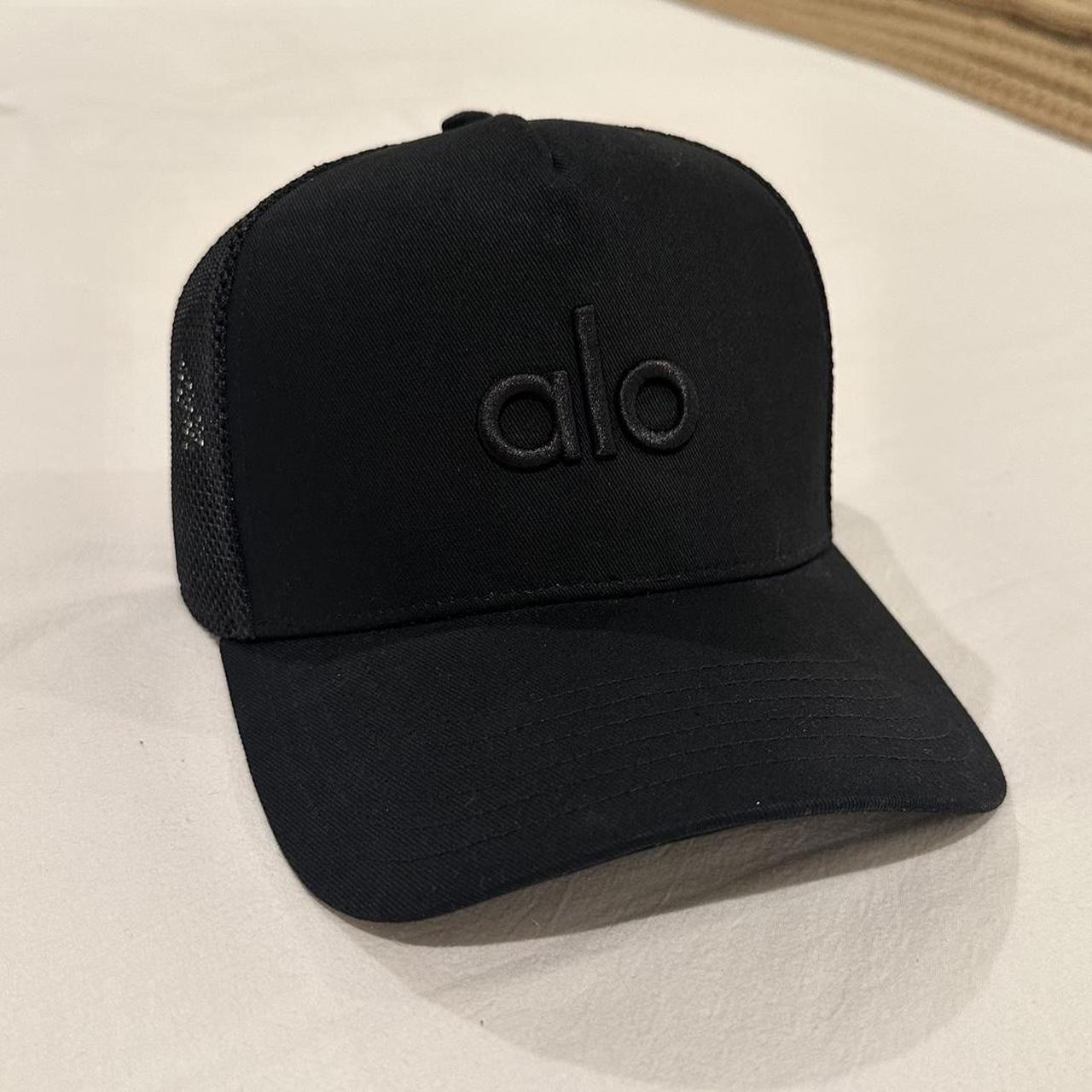 Black alo yoga trucker hat! 🩶 only worn to try on,... - Depop