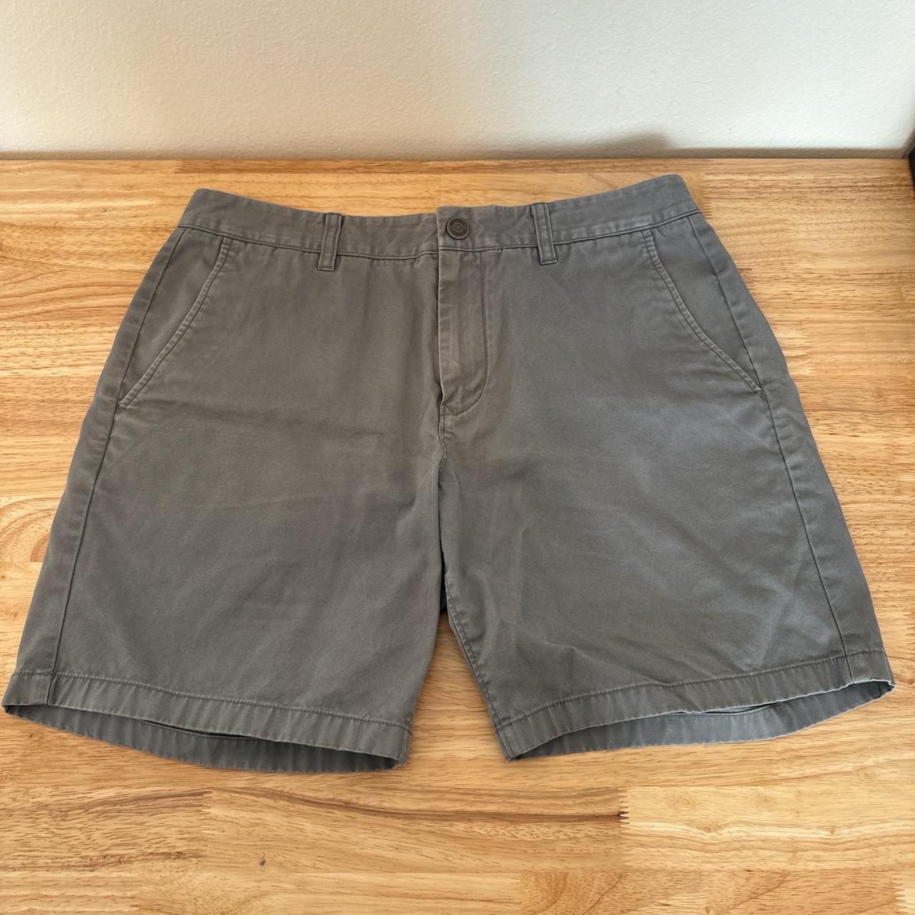 Bonobos shorts grey - Depop