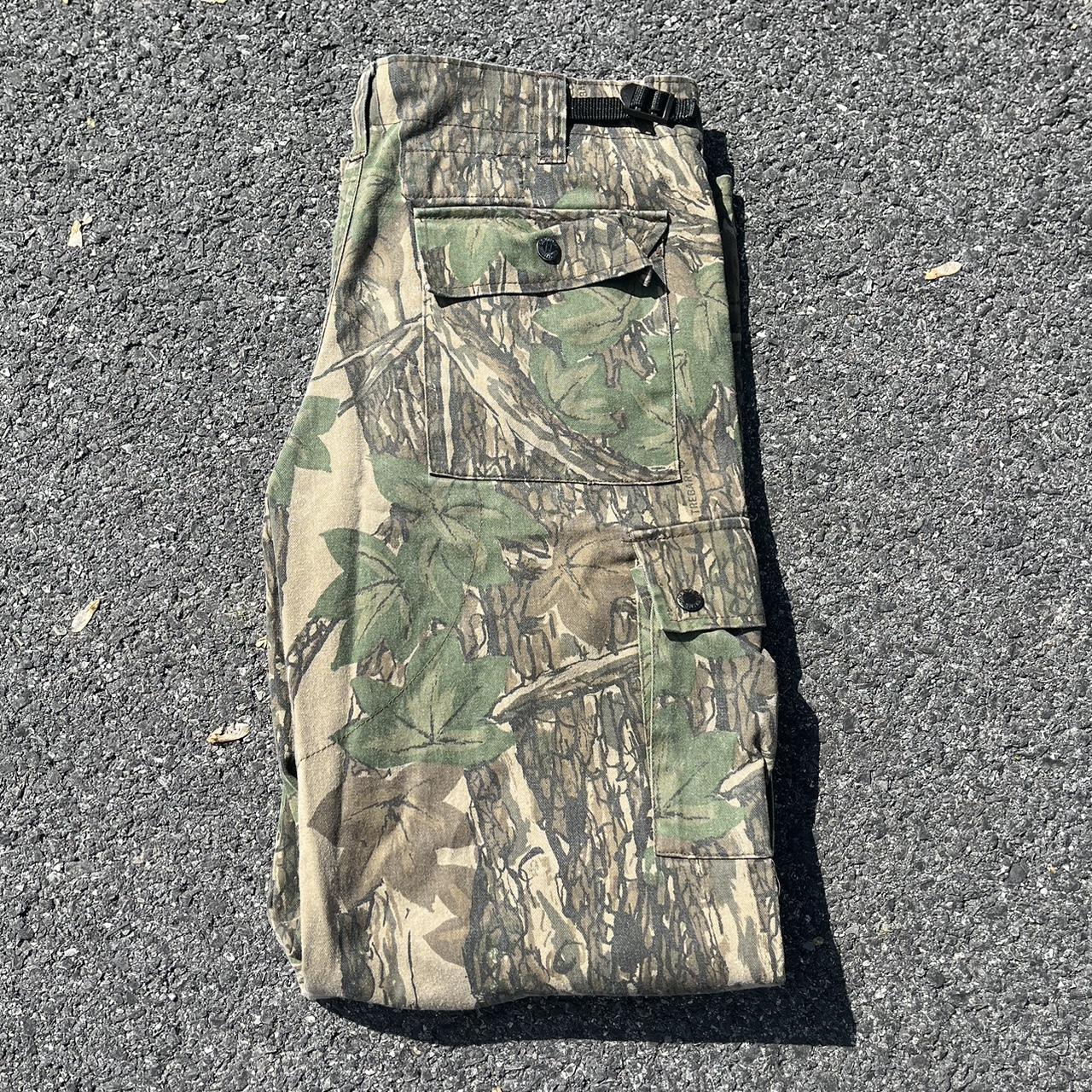Real tree Camo cargo Pants Size ‘33 x ‘30 #workwear... - Depop