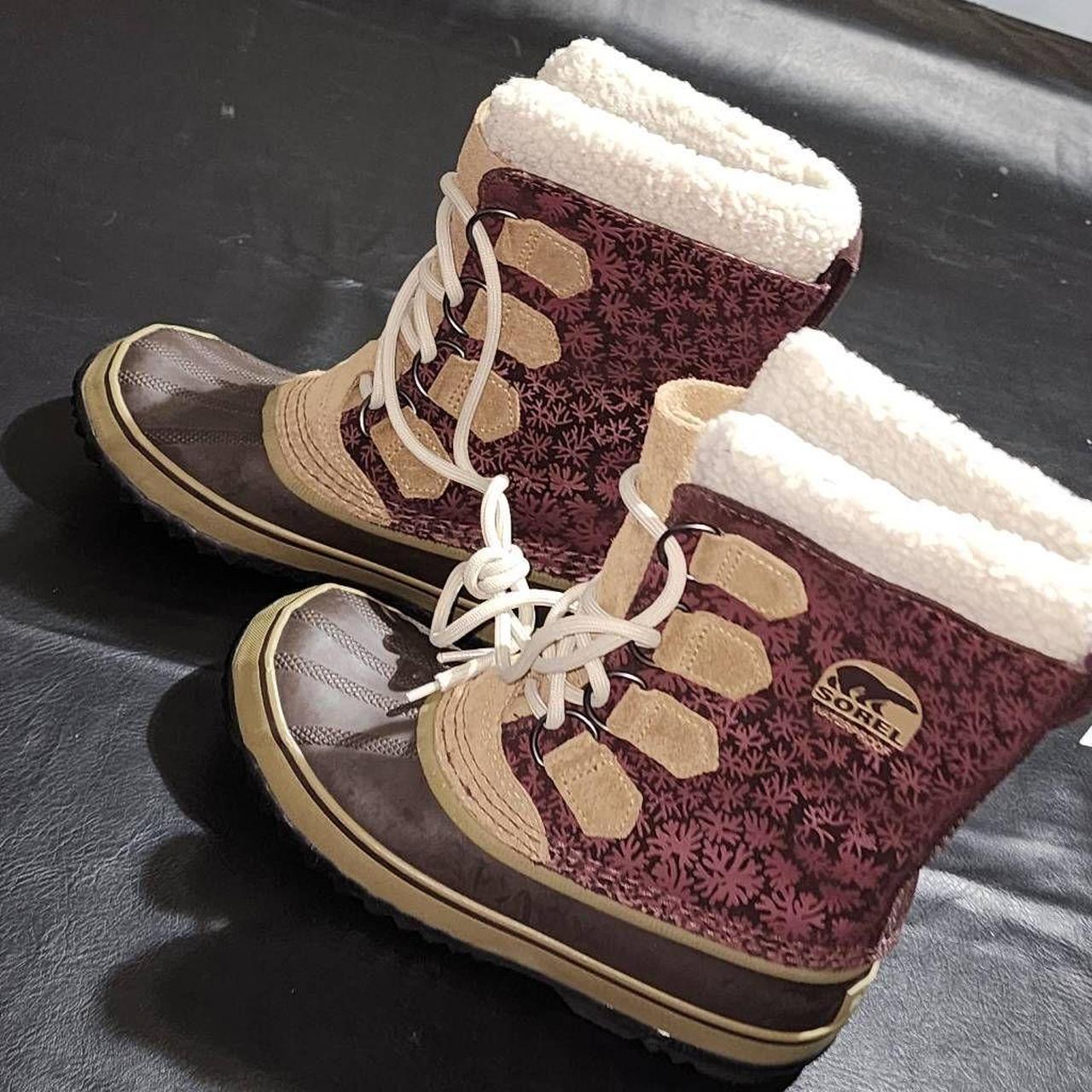 Sorel Womens Burgundy Insulated Waterproof Snow... - Depop
