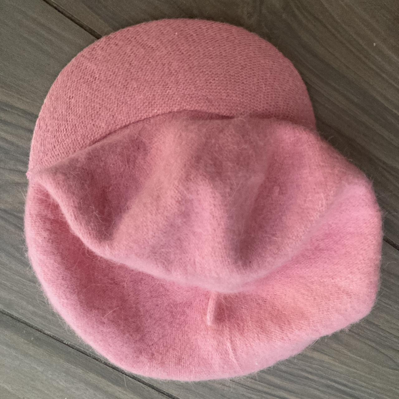 Early 2000s pink fluffy cap - Depop