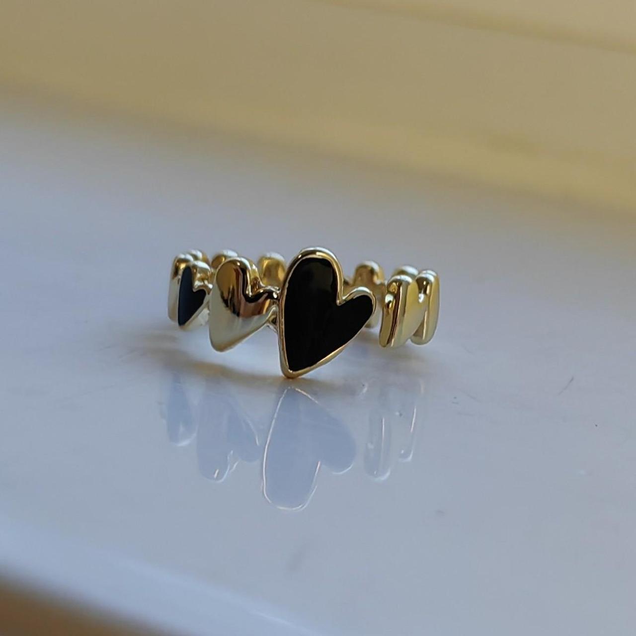 Black heart ring #black, jewellery,... - Depop