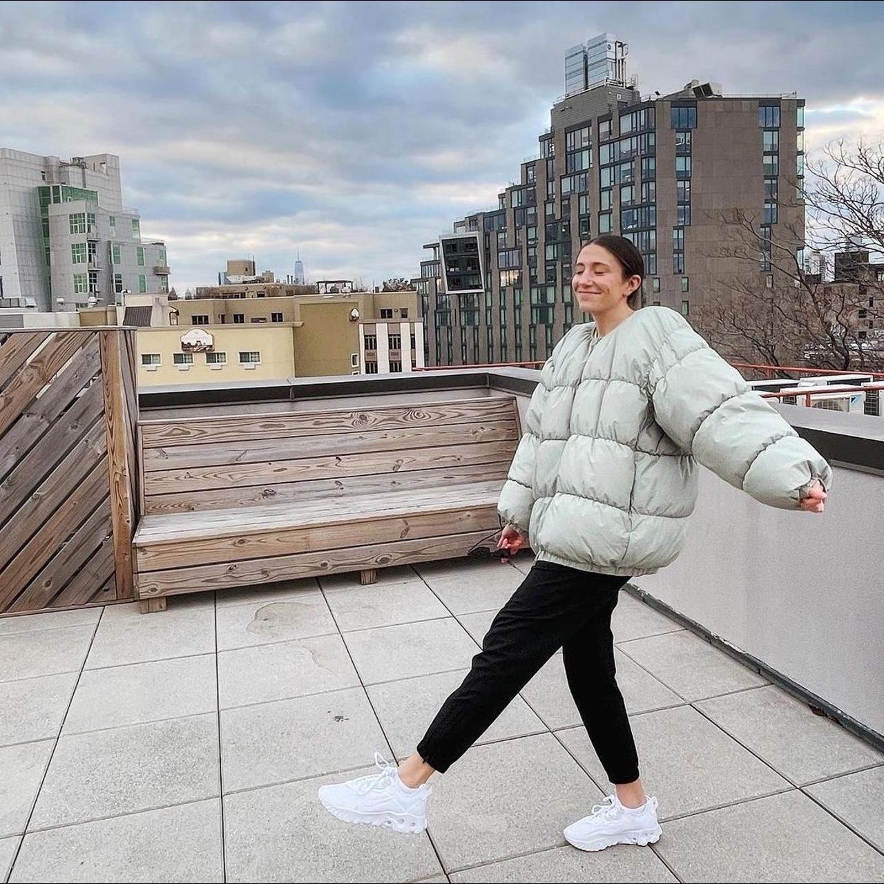 Weekday puffer coat Barely worn!! So warm and comfy - Depop