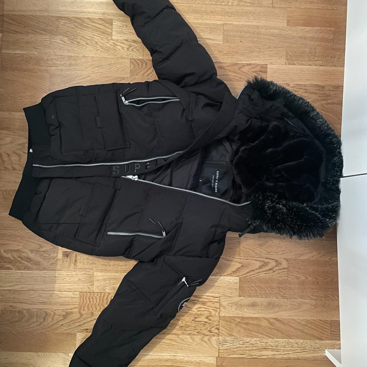BRAND NEW SUPPLY & DEMAND PUFFA JACKET WITH FAKE FUR... - Depop
