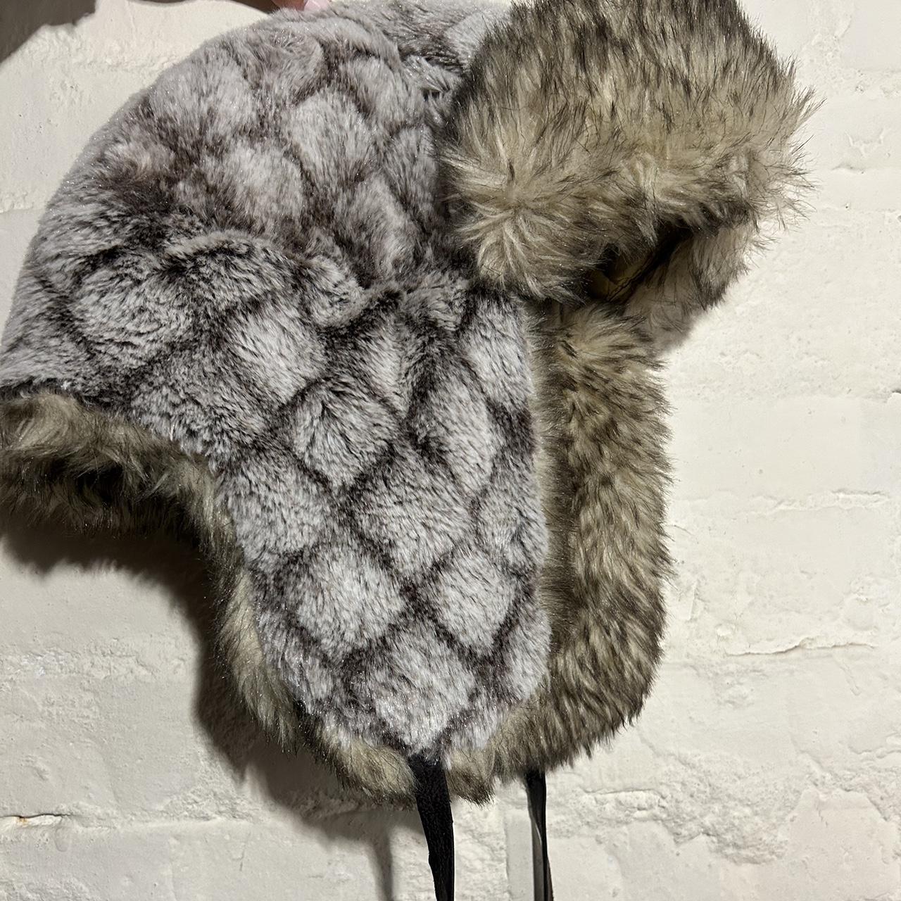 Furry fuzzy trapper hat - Depop