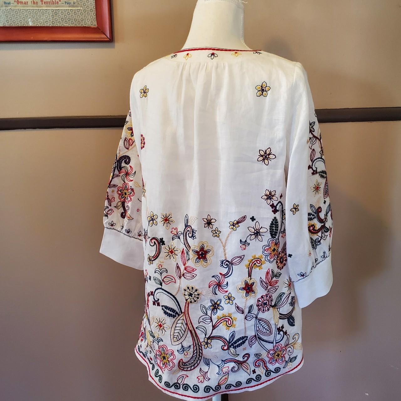 White linen embroidered tunic. Ballooned sleeves... - Depop