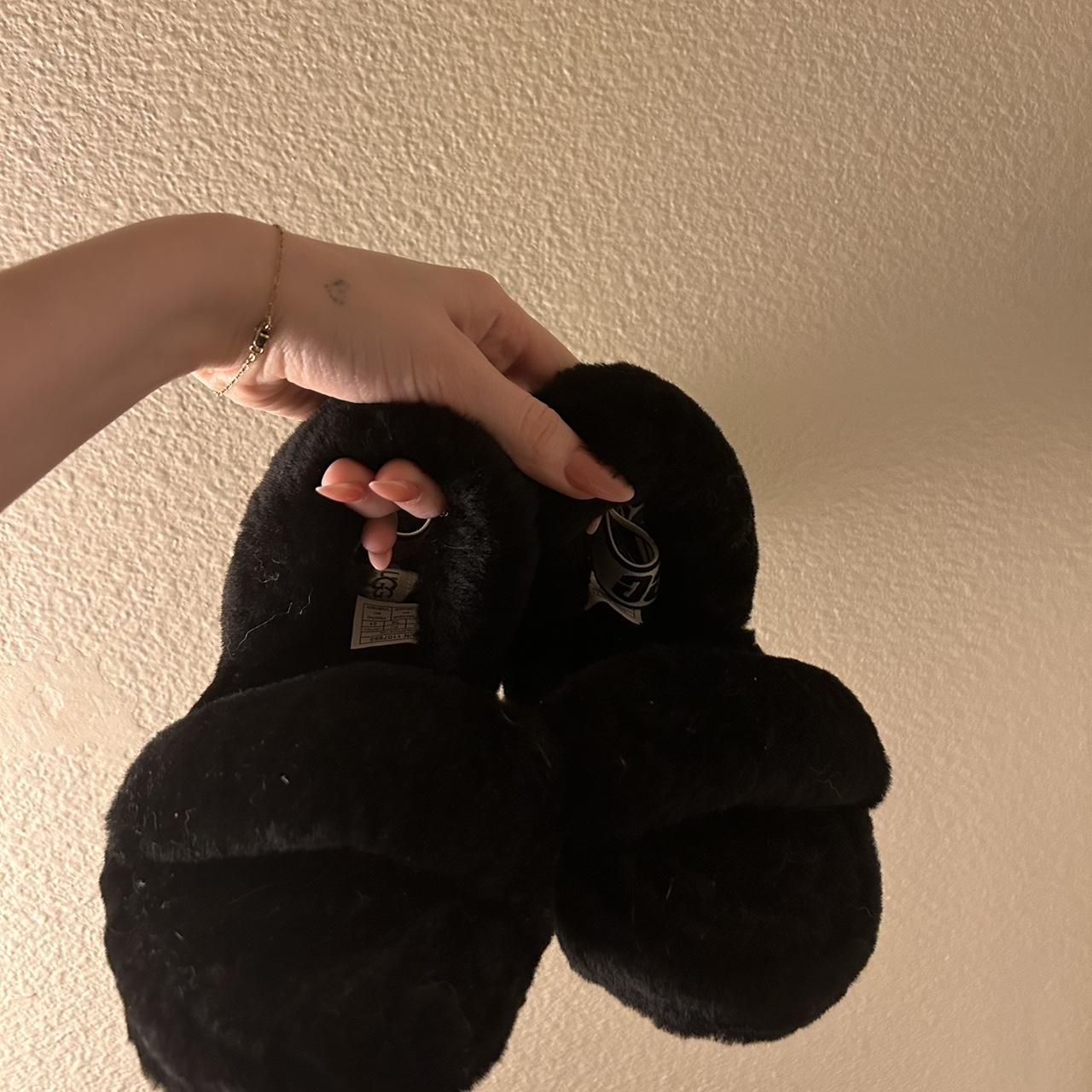 Ugggs super soft Brand new only worn once Size 8... - Depop