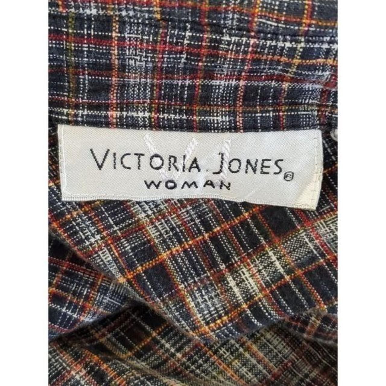 VICTORIA JONES WOMAN PLAID BLOUSE LONG SLEEVE SIZE... - Depop
