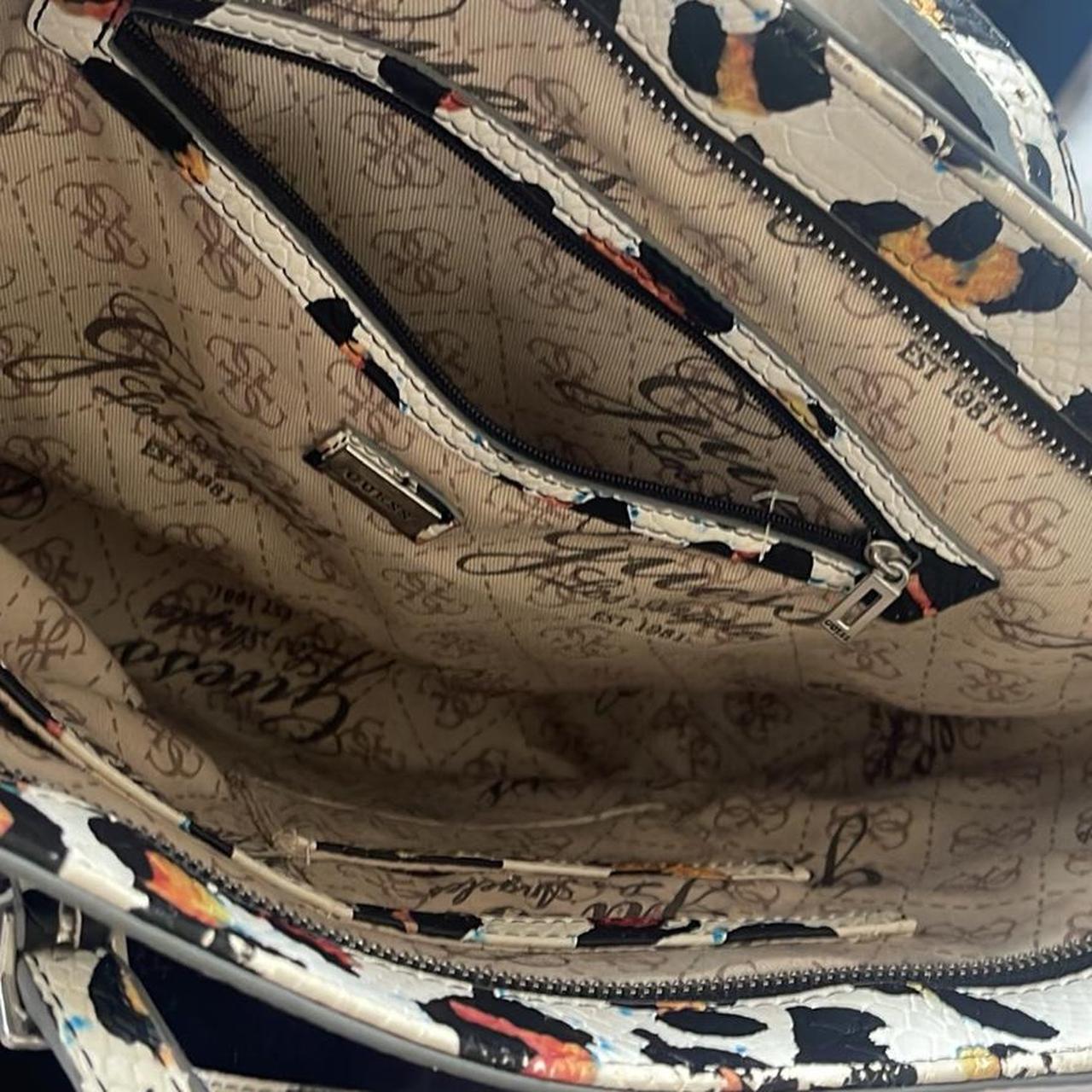 Leopard guess bag - Depop