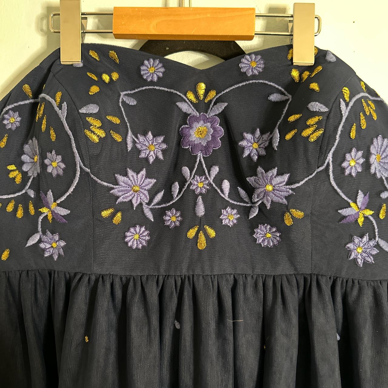 Plus size Mod cloth tule embroidered strapless midi... - Depop