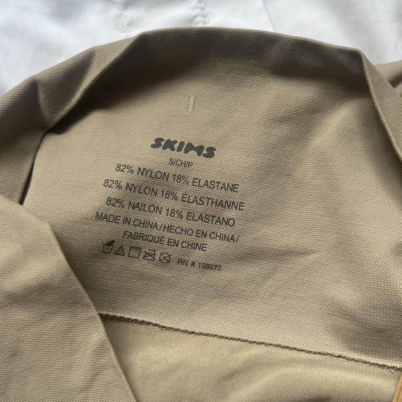 Skims soft smoothing leggings brand new in tags Size... - Depop