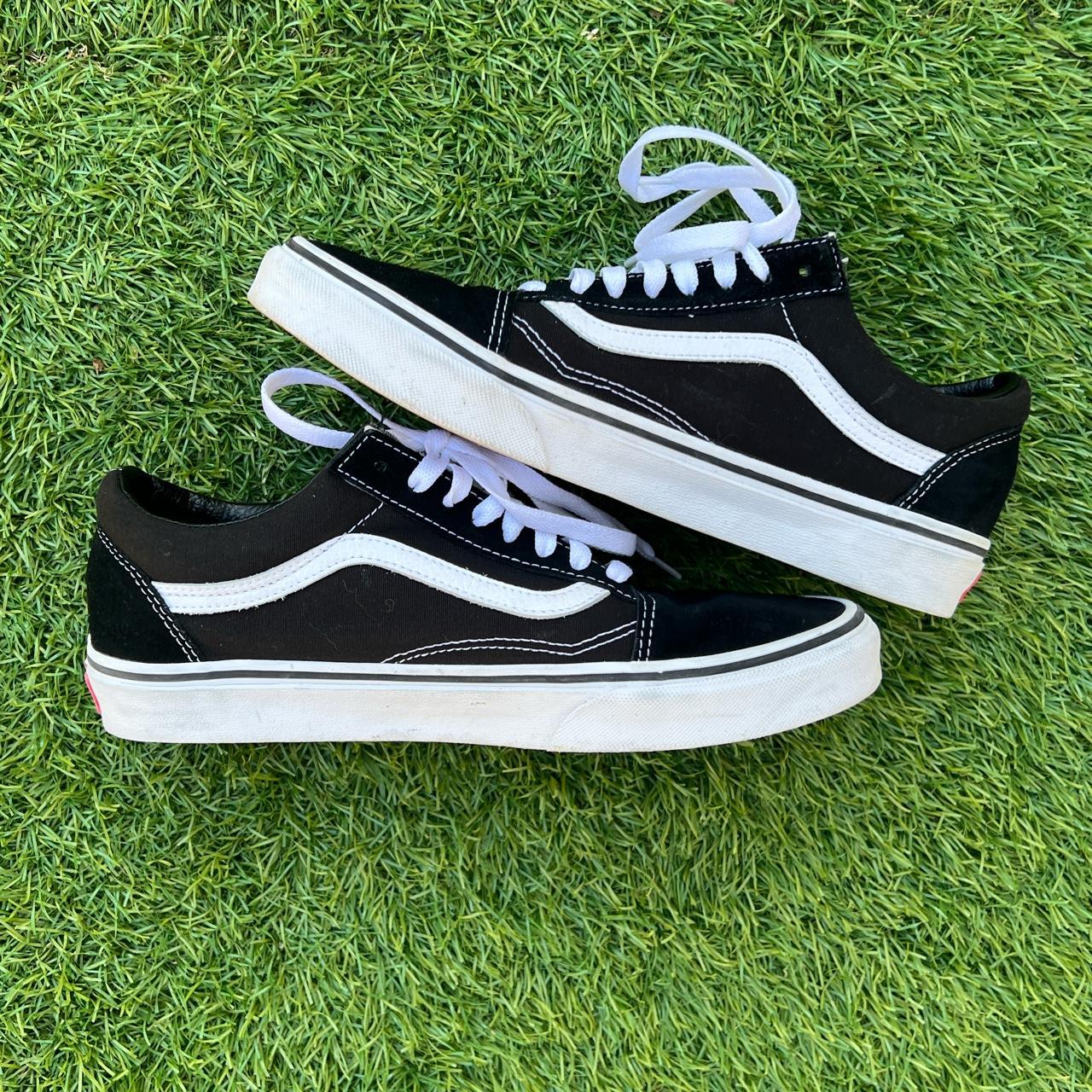 Black Vans With White Stripe