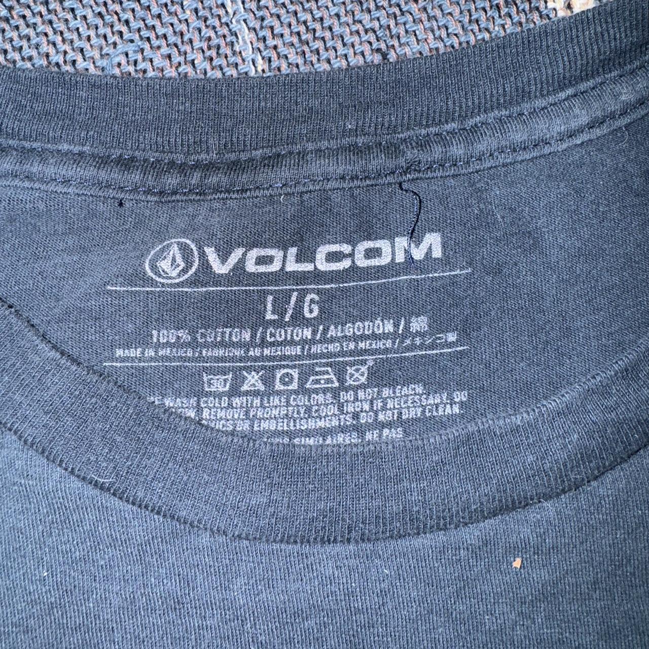 Volcom tee navy size large in good condition - Depop