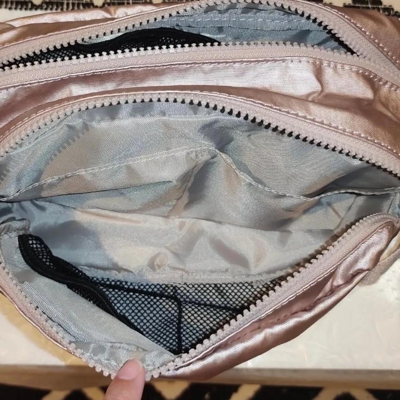 Kipling Pouch Very cute Quartz Metallic 100%... - Depop