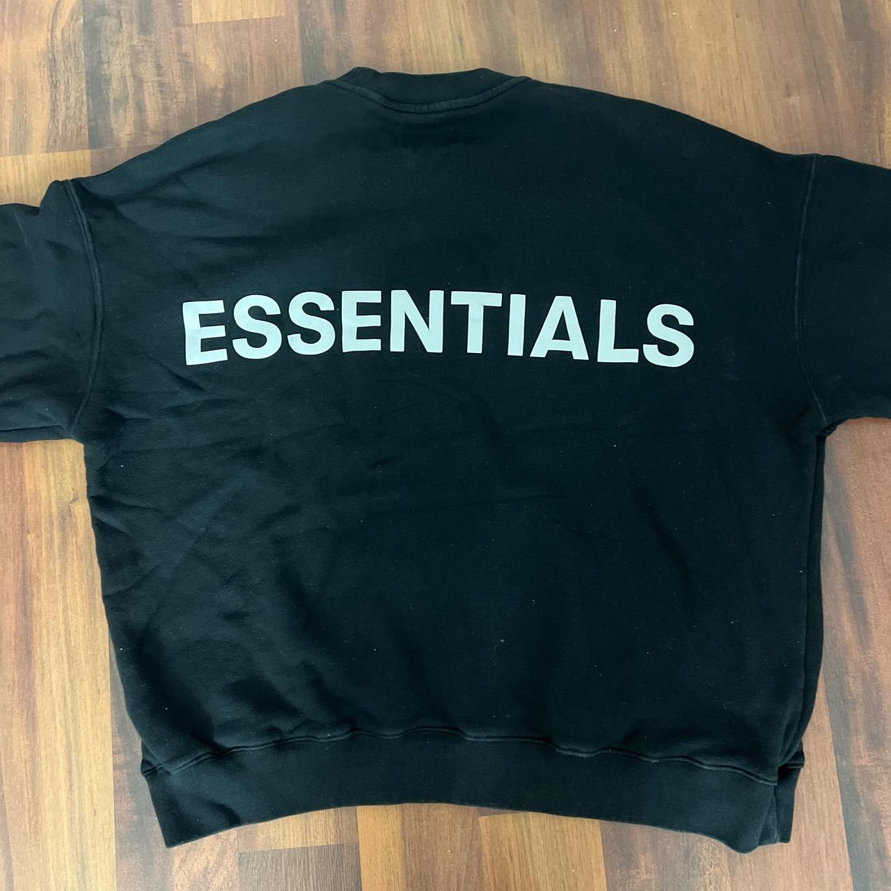 Essentials Crewneck size LARGE men - Depop