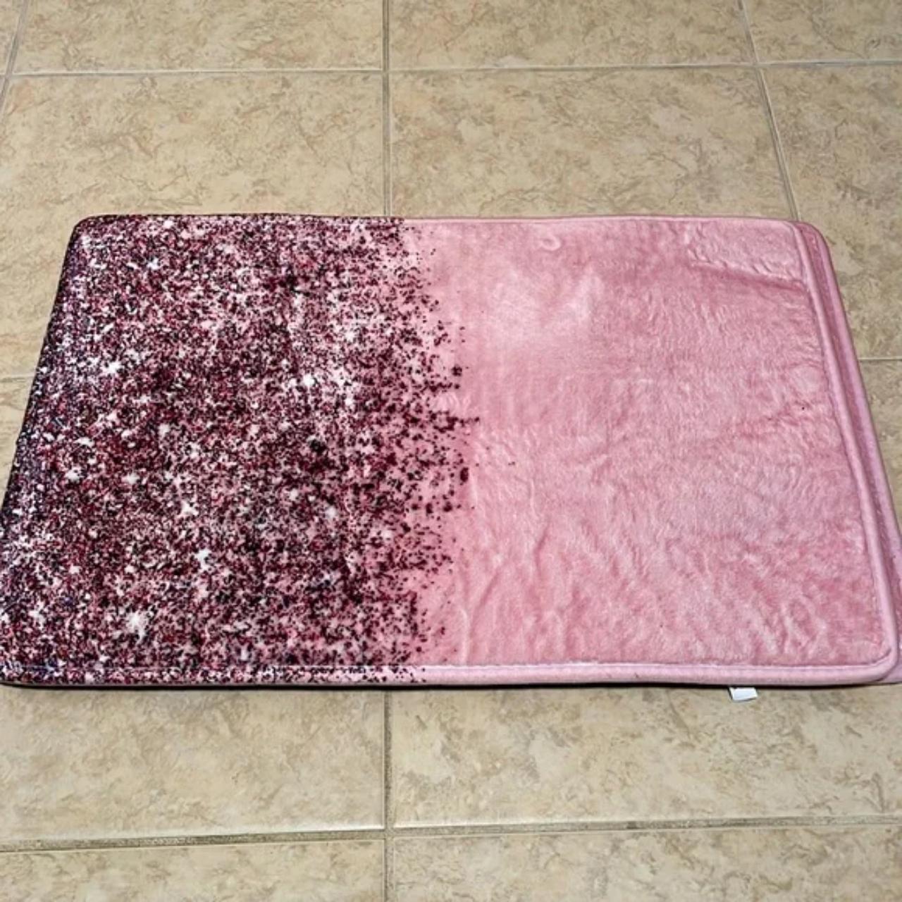 Set of 2 Gradient Rose Bath Mats preloved but plenty... - Depop