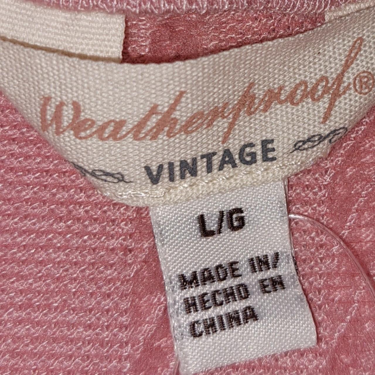 Woman's weatherproof top. - Depop