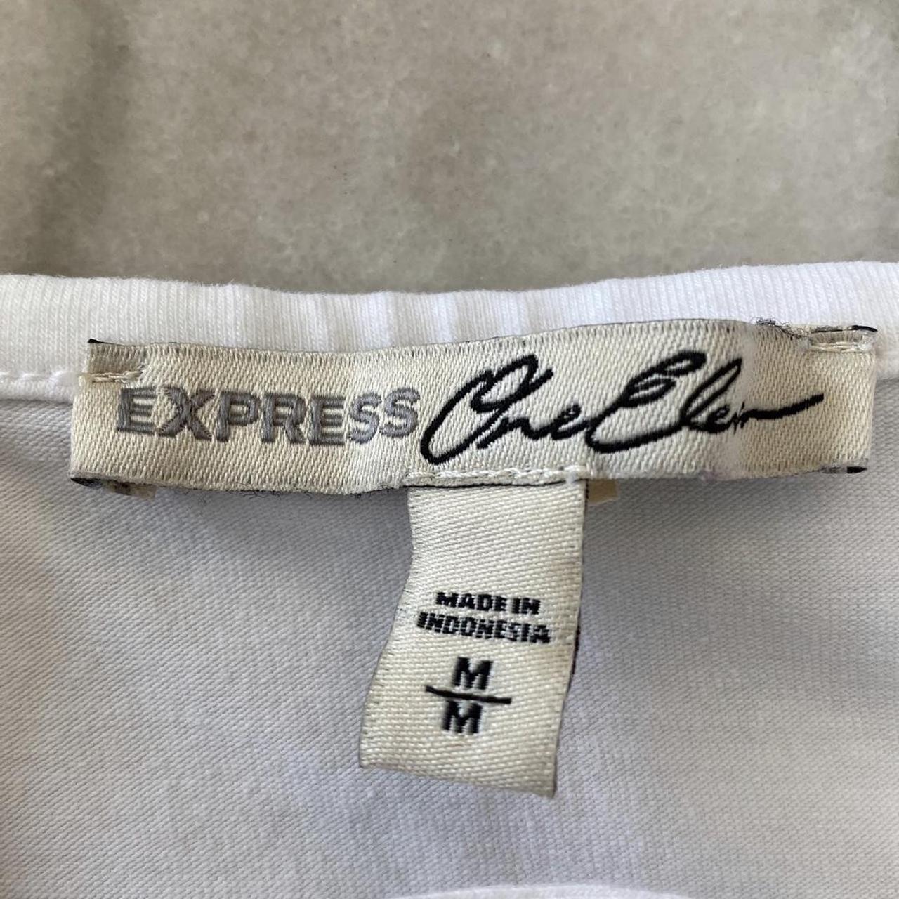 Express Men's White Crop-top | Depop