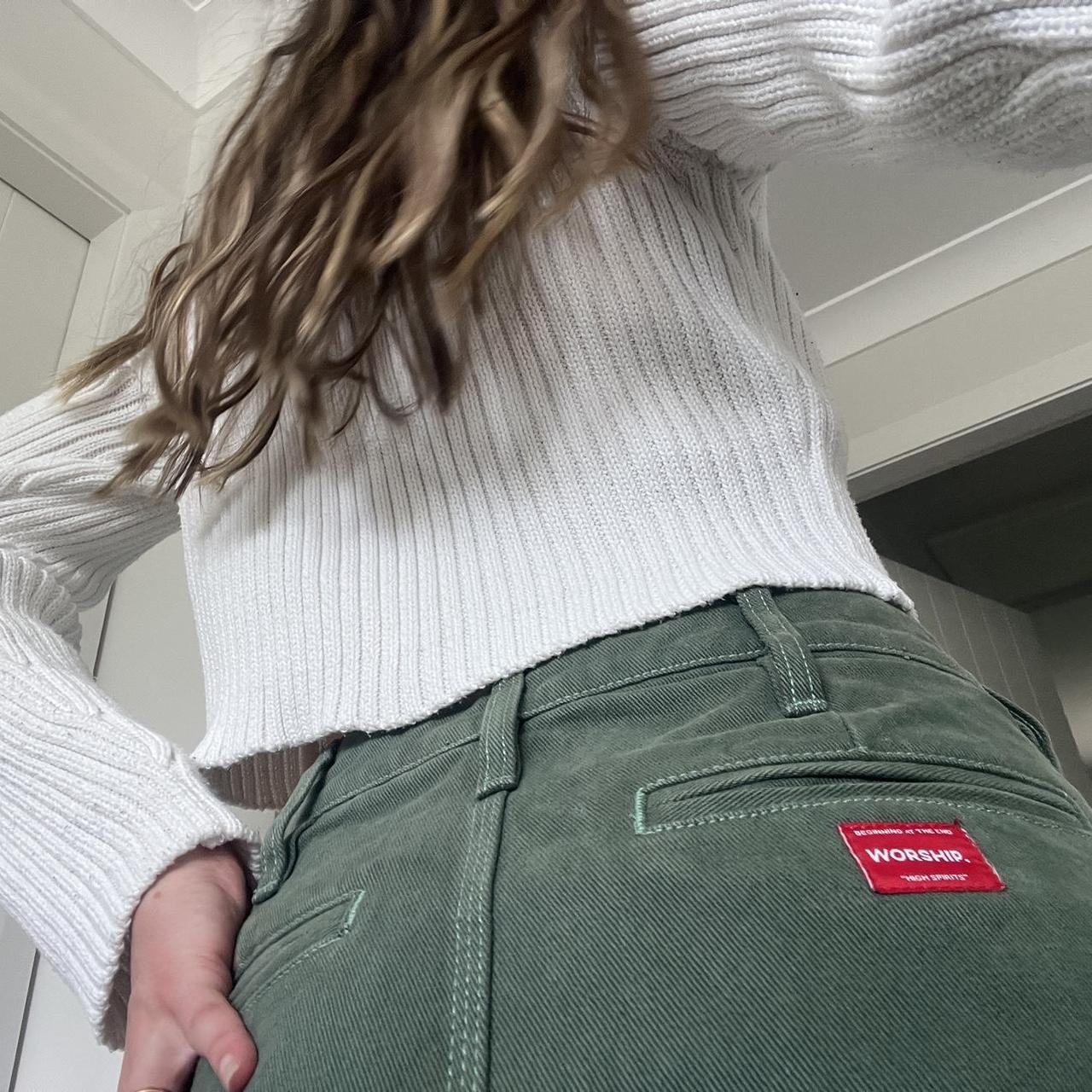 White knitted jumper - cropped jumper - good... - Depop