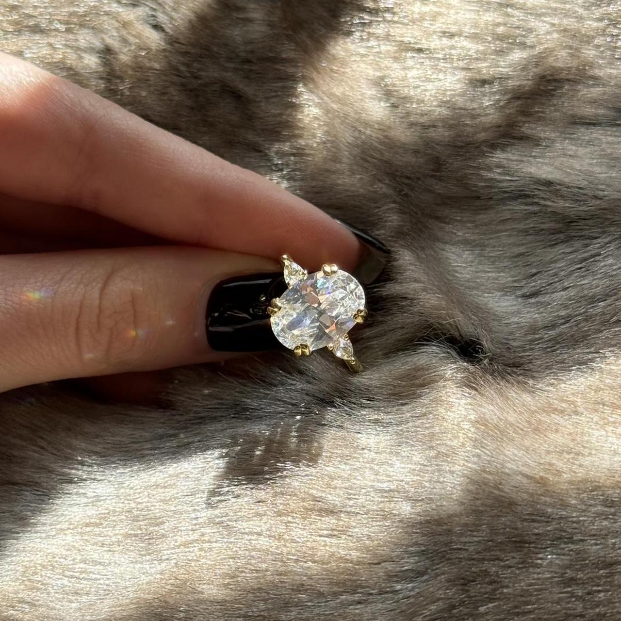 Gold and white crystal ring #fairycore | Depop