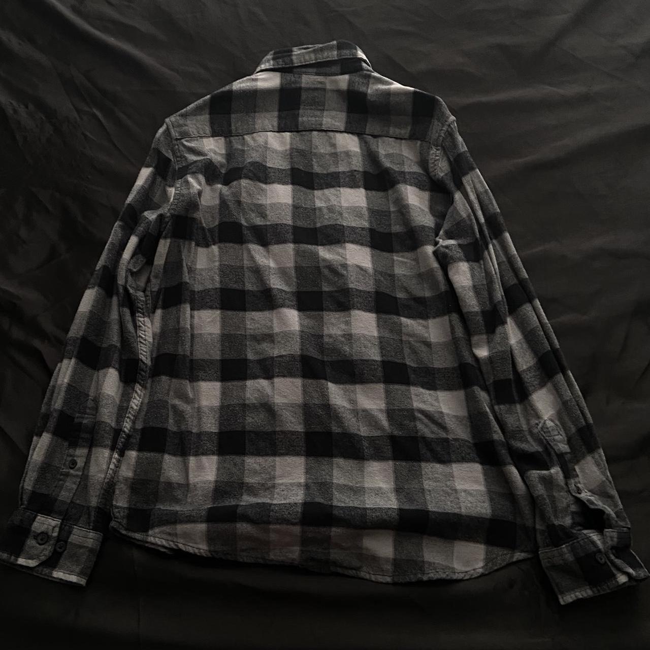 grey and black flannel shirt #cholo - Depop