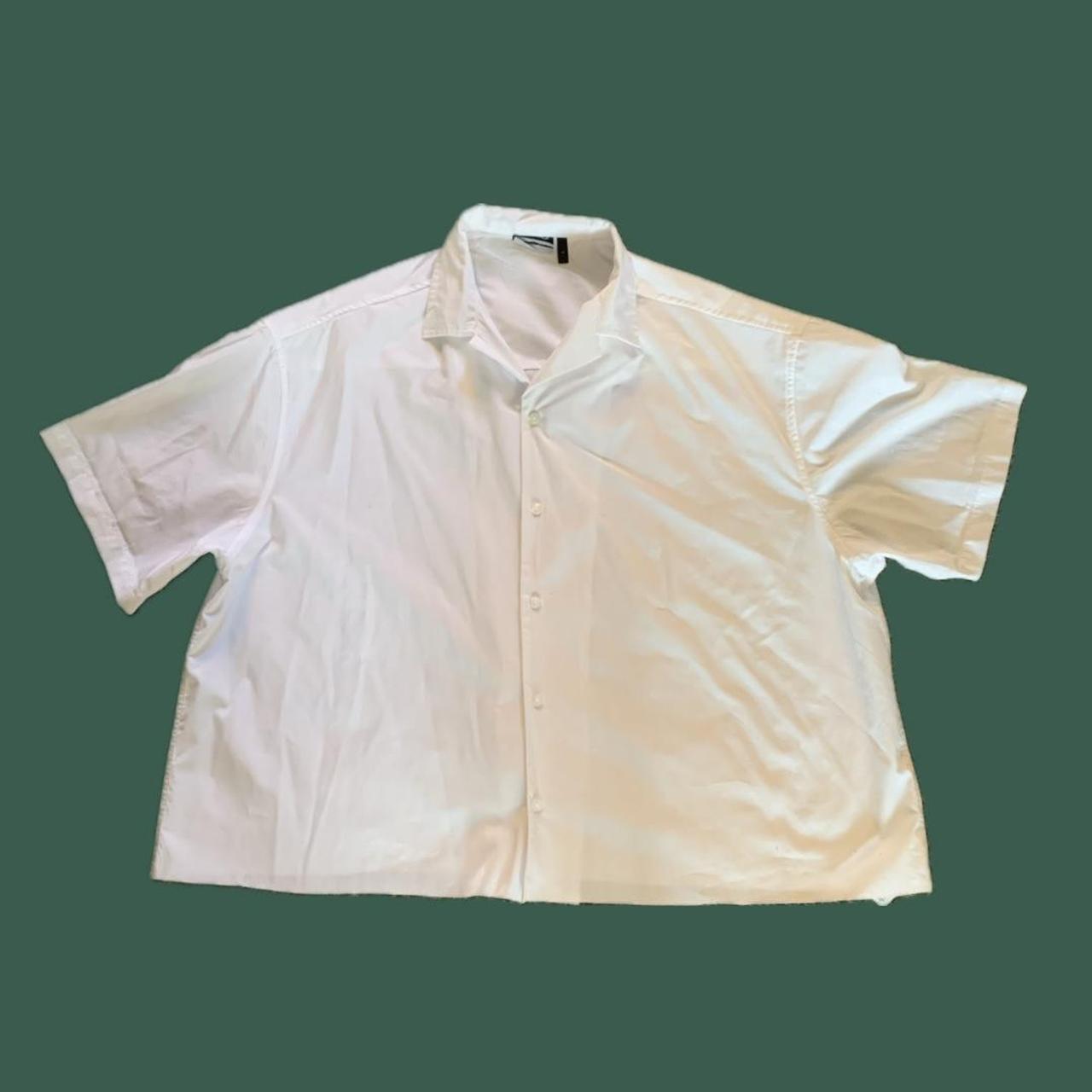 WHITE BOXY FIT SHIRT MENS L BUT FITS XL CROPPED A... - Depop