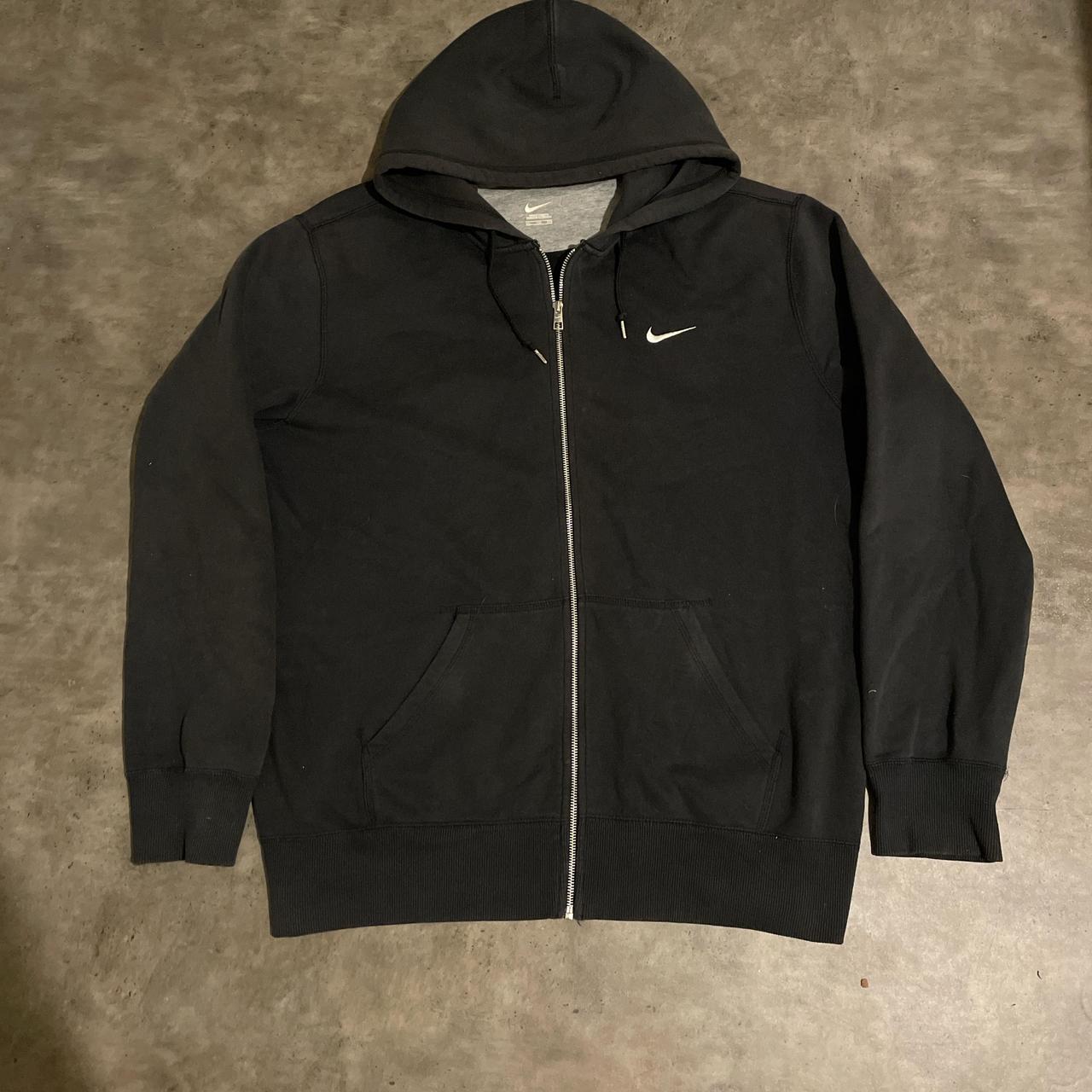 Nike Zipup - Depop