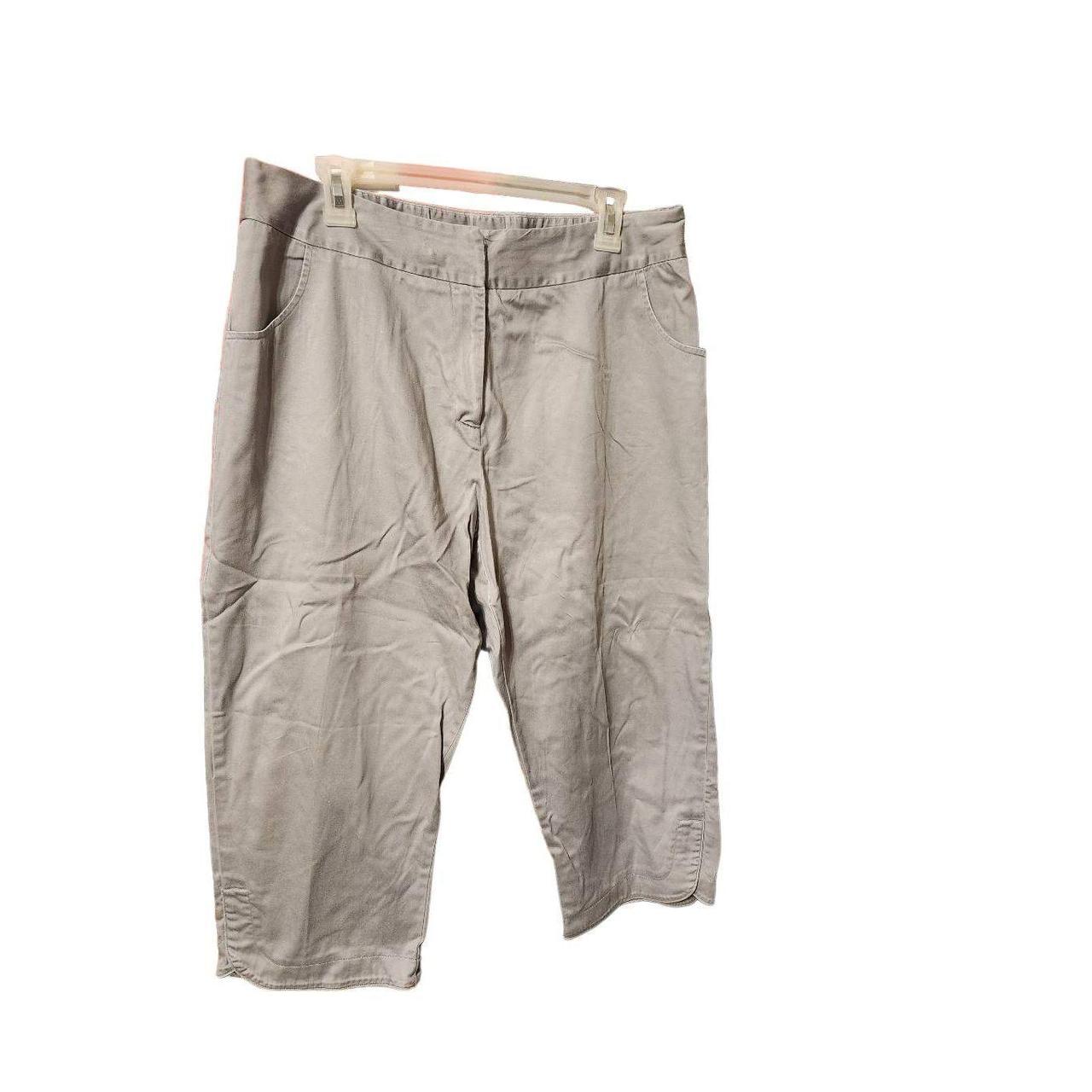 Unique color. Very cute capris pants! Good condition... - Depop