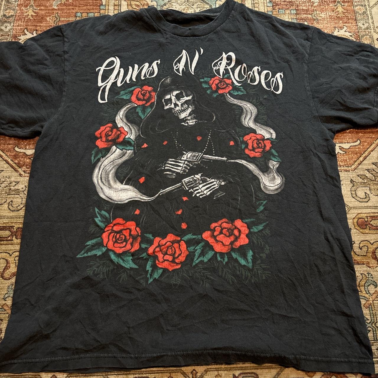 Grunge, Guns N’ Roses T-shirt - Depop